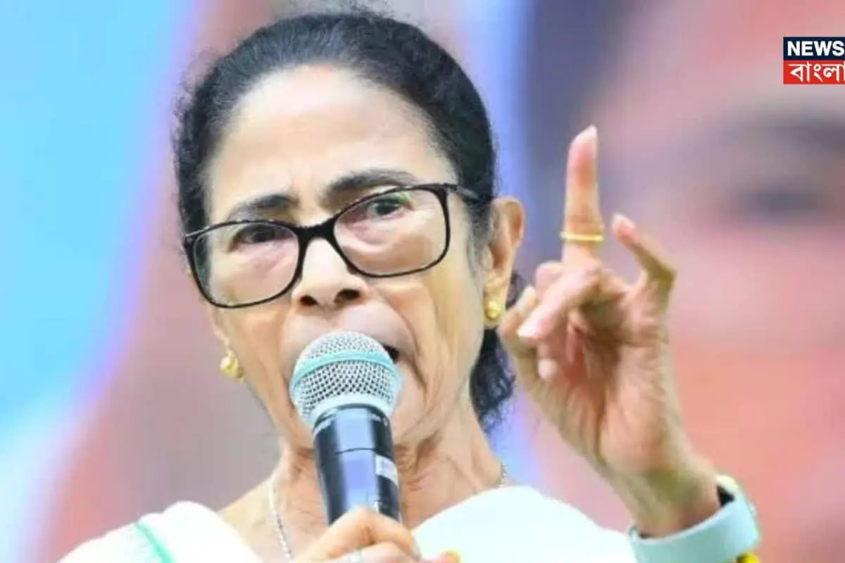 মমতার বিরুদ্ধে FIR! বাংলাদেশ নিয়ে প্রকাশ্য রাস্তায় দেশের তথ্য ফাঁসের ...