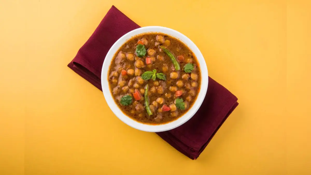 Chole Masala Recipe: The Secret to Perfect Punjabi Flavors at Home ...
