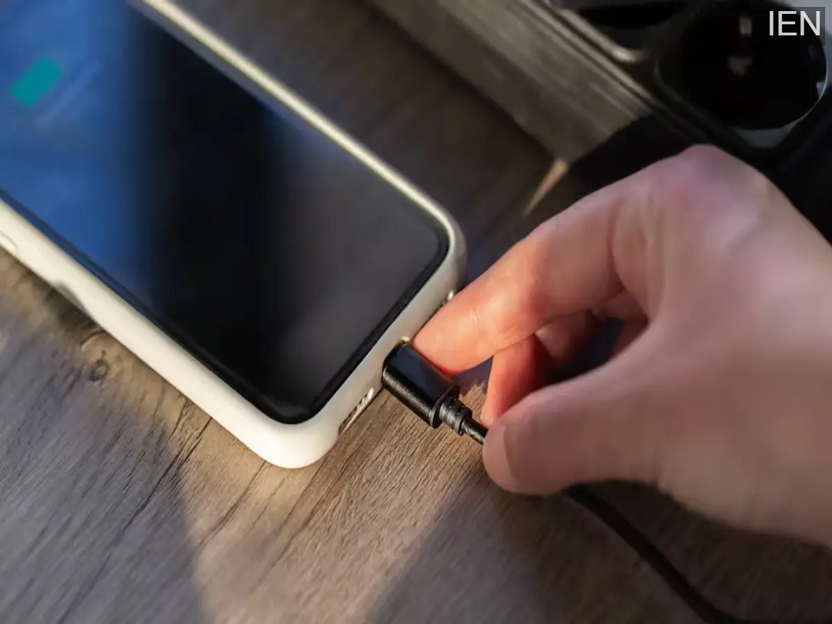 Your phone battery will last much longer with just a few setting ...