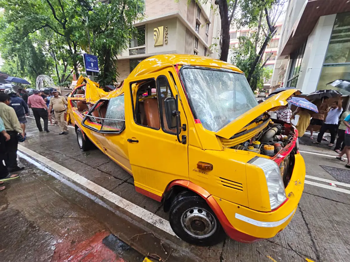 Eleven-year-old dies after tree falls on Chembur school bus during ...