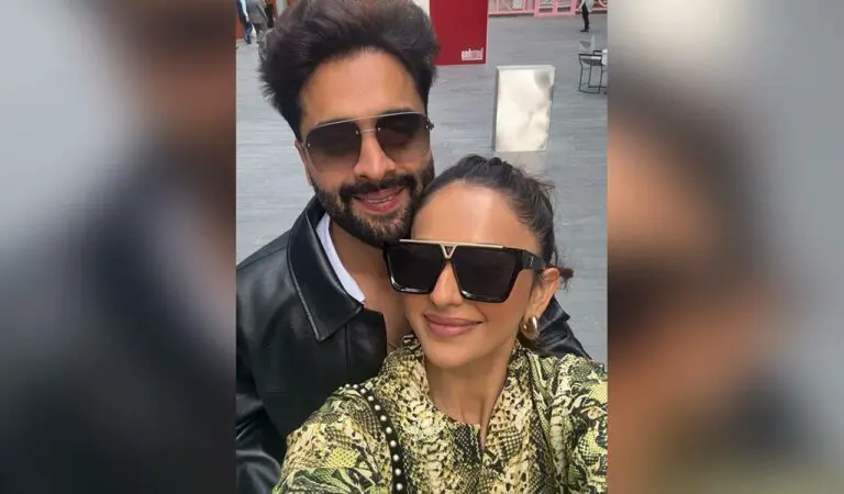 Rakul Preet Singh, Jackky Bhagnani take their first drive in an AI ...