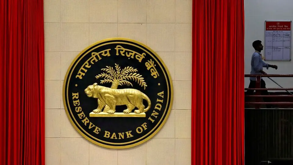 RBI eases forex exposure rules for banks availing special swap facility ...