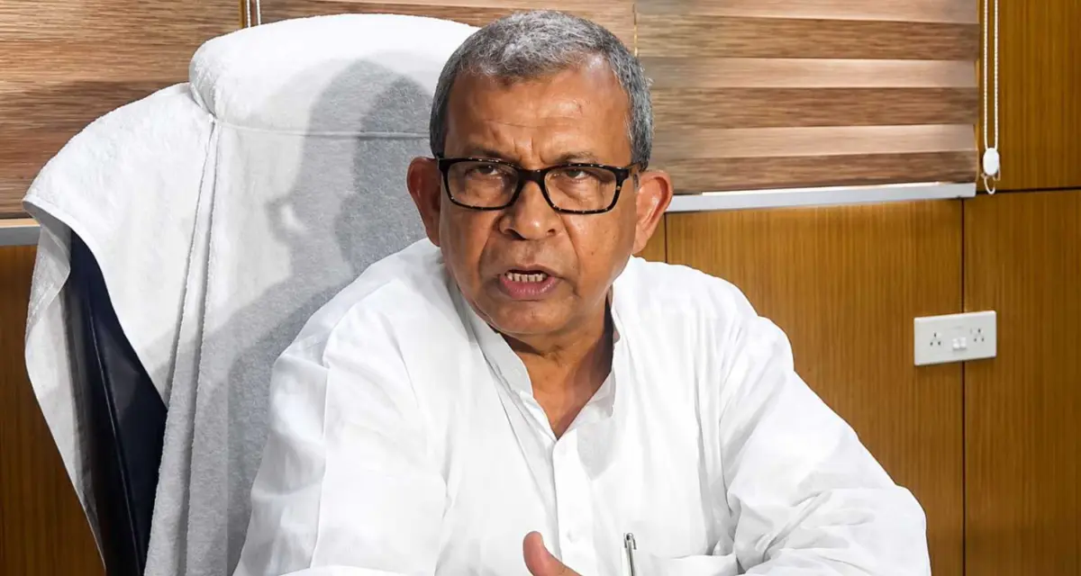 Double jolt leads to major reshuffle within TMC | Dailyhunt