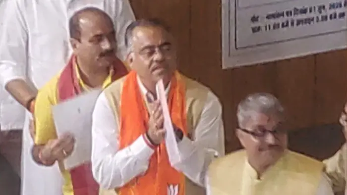 MP Rajya Sabha Election: मध्य प्रदेश में वोटिंग से पहले ही बड़ा उलटफेर ...