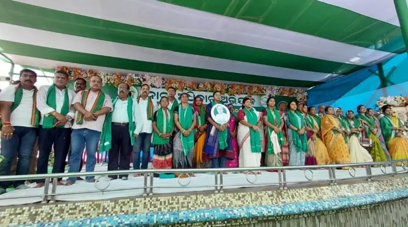 ସଦର ବିଜେଡି ପକ୍ଷରୁ ବିଶାଳ ନାରୀ ଅଧିକାର ଅଭିଯାନ | Dailyhunt