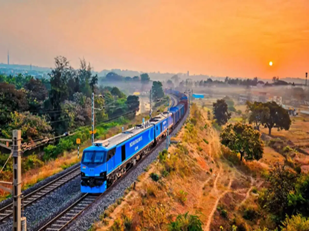 Essential Travel Safety Tips for Solo Travelers | Dailyhunt