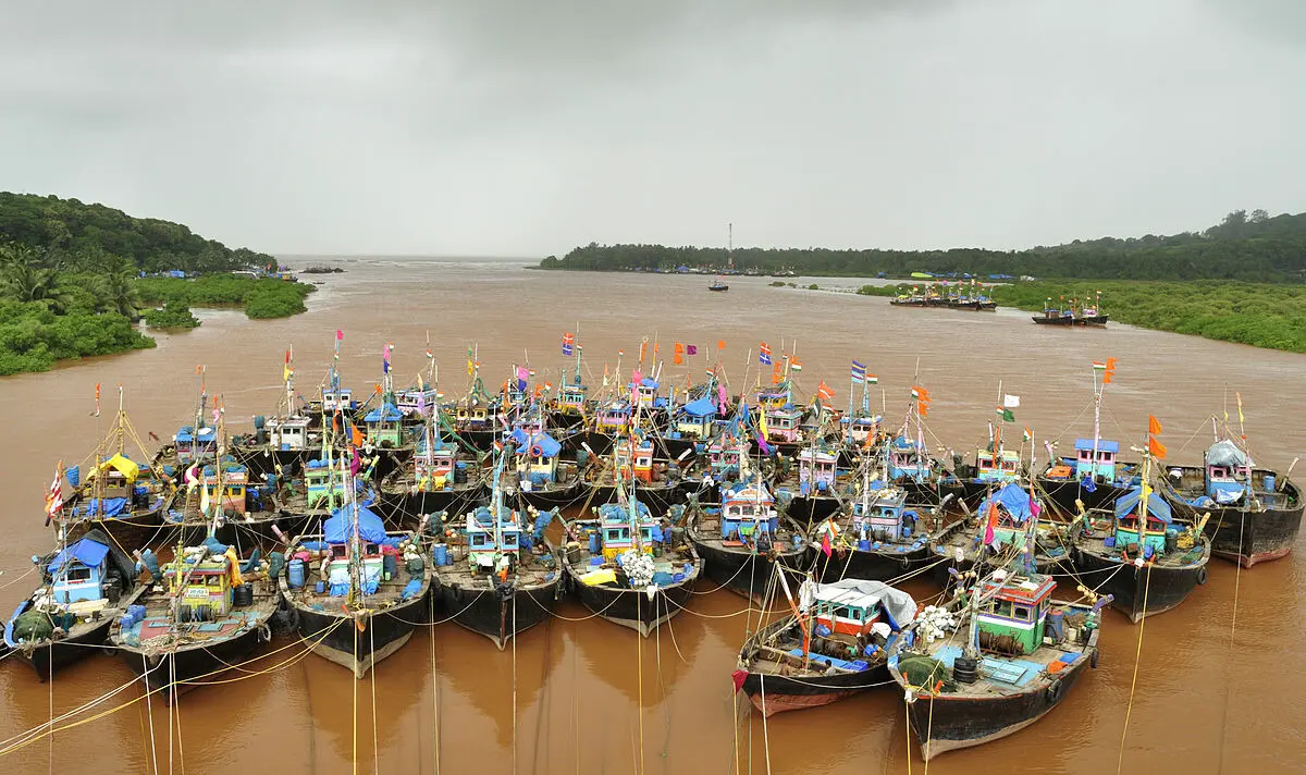 मासेमारी बंदीचा कालावधी 61 दिवसांवरून 76 दिवस होण्याची शक्यता | Dailyhunt