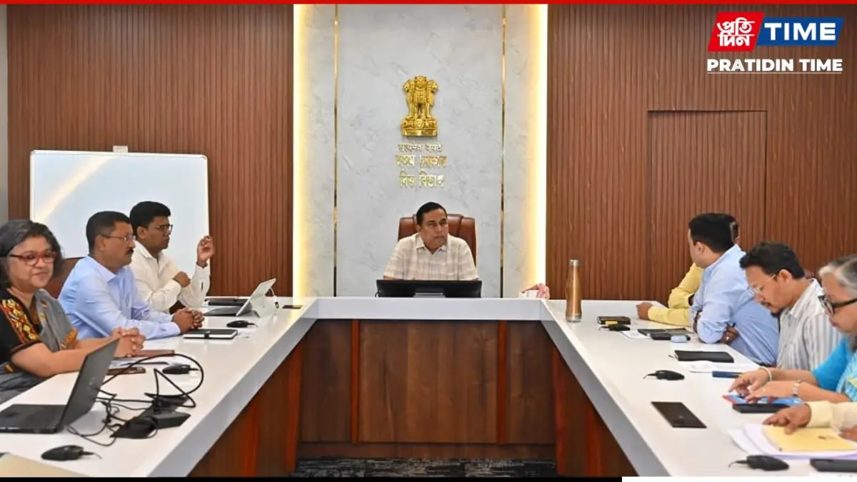 Jayanta Mallabaruah Reviews Finance Dept, Sets Future Roadmap | Dailyhunt