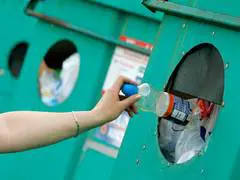 Plastic bottles could find new life in batteries as graphite | Dailyhunt