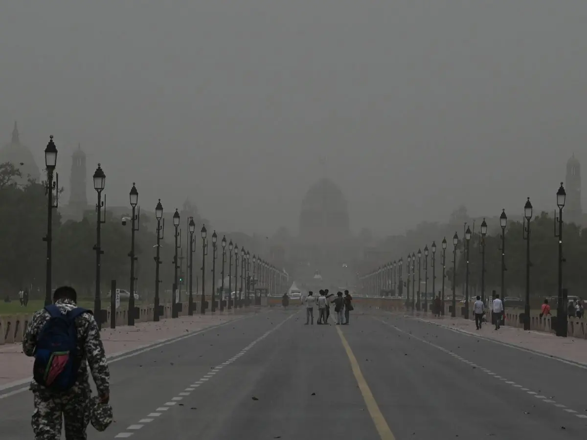 Delhi Weather Today June 19 2026: IMD Warns Of Hot Day, Scattered Rain ...