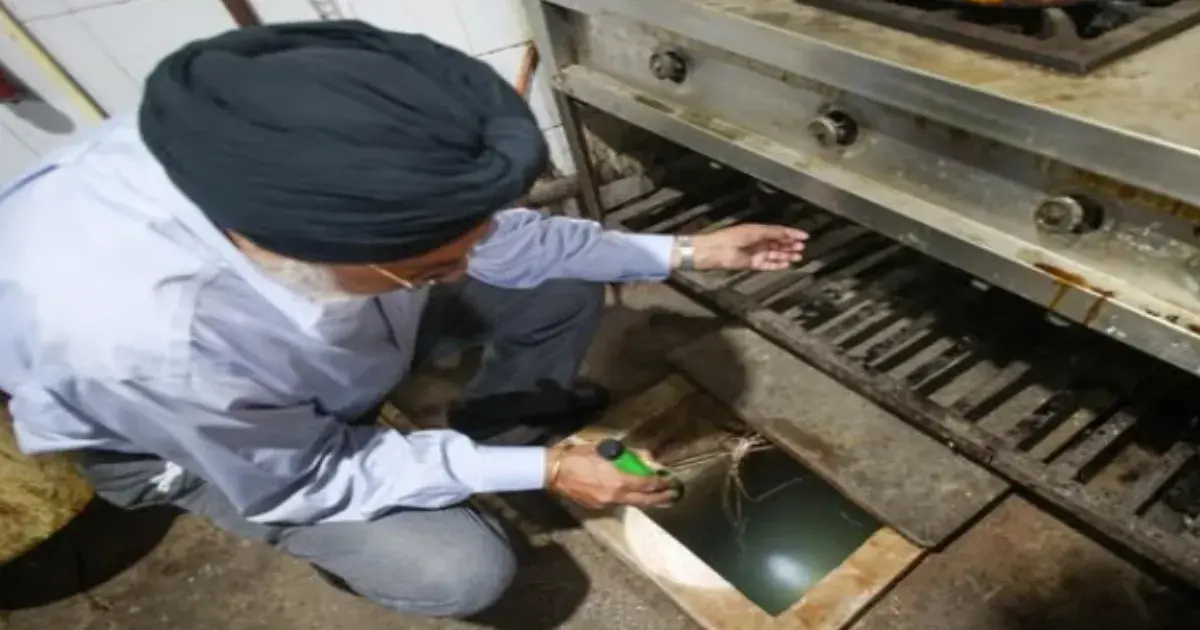 South Delhi's Wealthy Neighborhoods Grapple With Black Tap Water as ...
