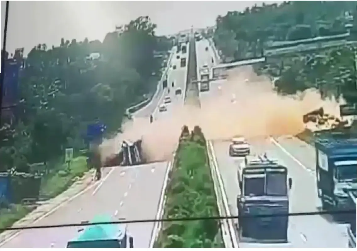 Truck jumps median and crashes into Bolero on highway, three injured ...