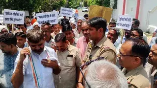 Farmers stage protest in Pilibhit over factory sugarcane dues | Dailyhunt