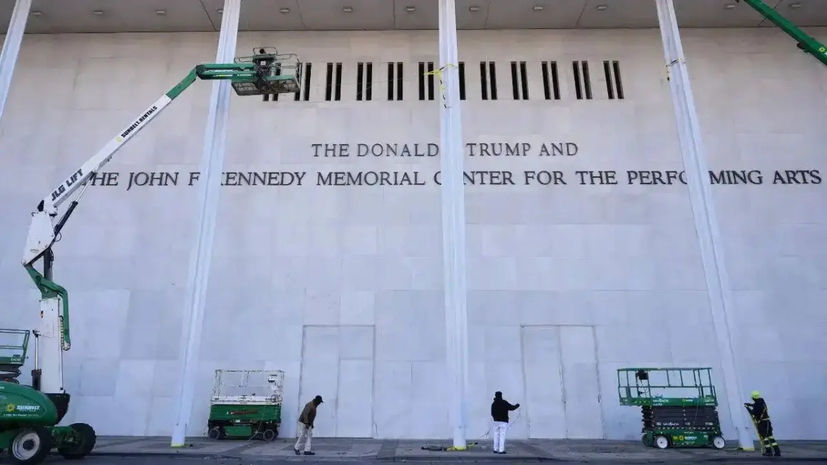 Kennedy Center Board Challenges Judge's Ruling on Trump's Name Removal ...