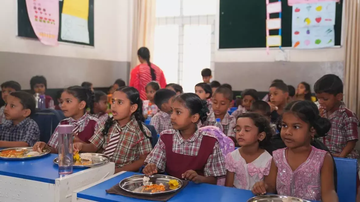 Dosa, poori, millet idli, ragi malt: Telangana rolls out ₹720 Cr ...