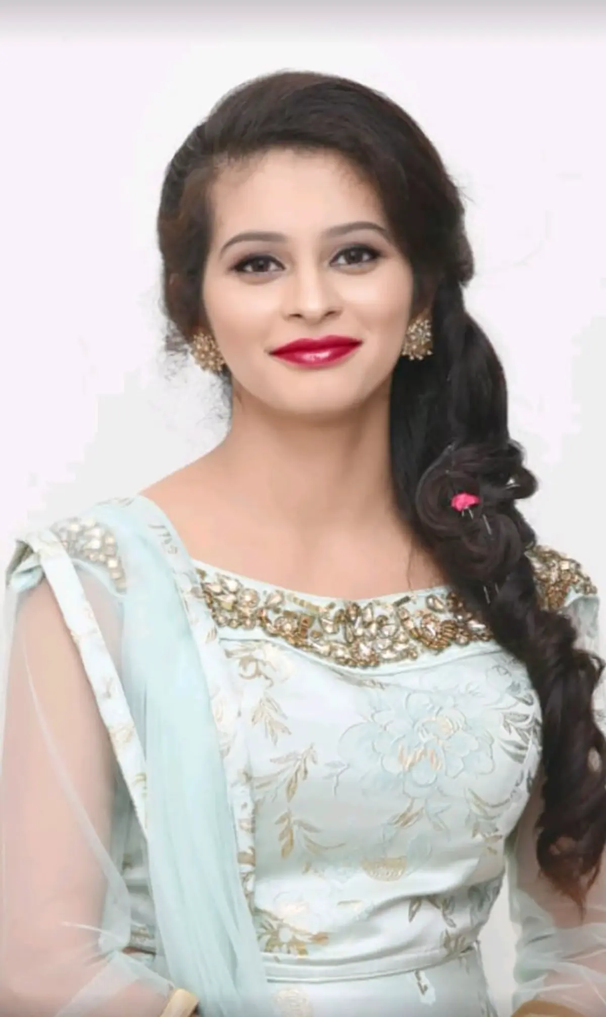 Woman doctor dies under mysterious circumstances in Jalandhar | Dailyhunt