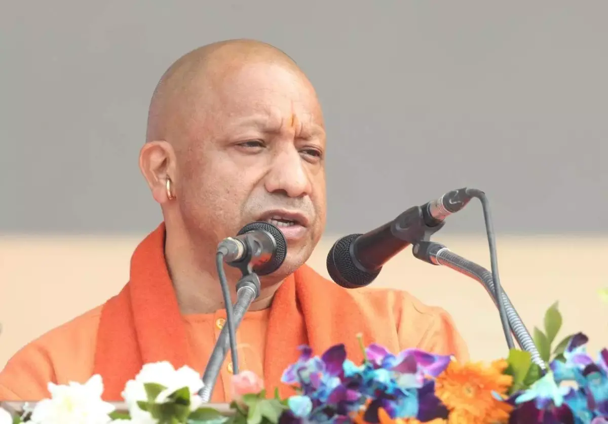 CM Yogi pays obeisance at Ram Lalla and Hanumangarhi | Dailyhunt