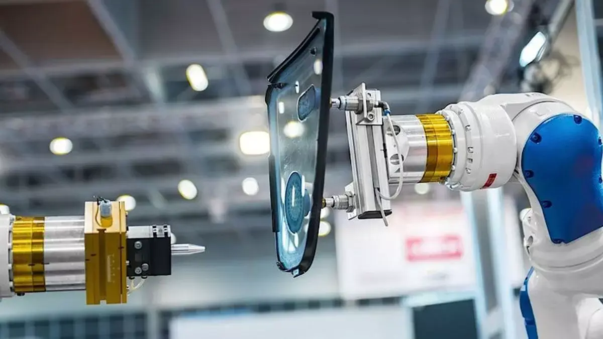 Motion Control in Industrial Automation: Key Components and Use Cases ...