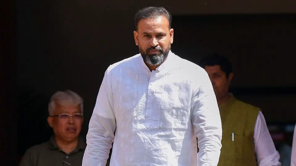 Yusuf Pathan's Delhi visit questioned: Is TMC MP following Amit Shah's ...
