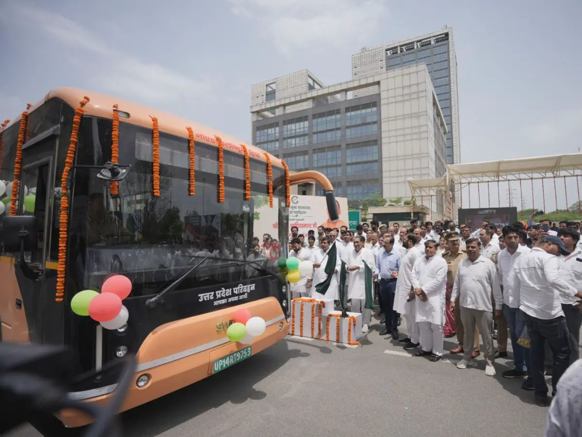 Greater Noida Gets Electric Buses To Jewar Airport | Dailyhunt