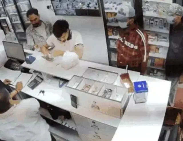 Cashier shot dead as gunmen open fire at Chandigarh medical store ...