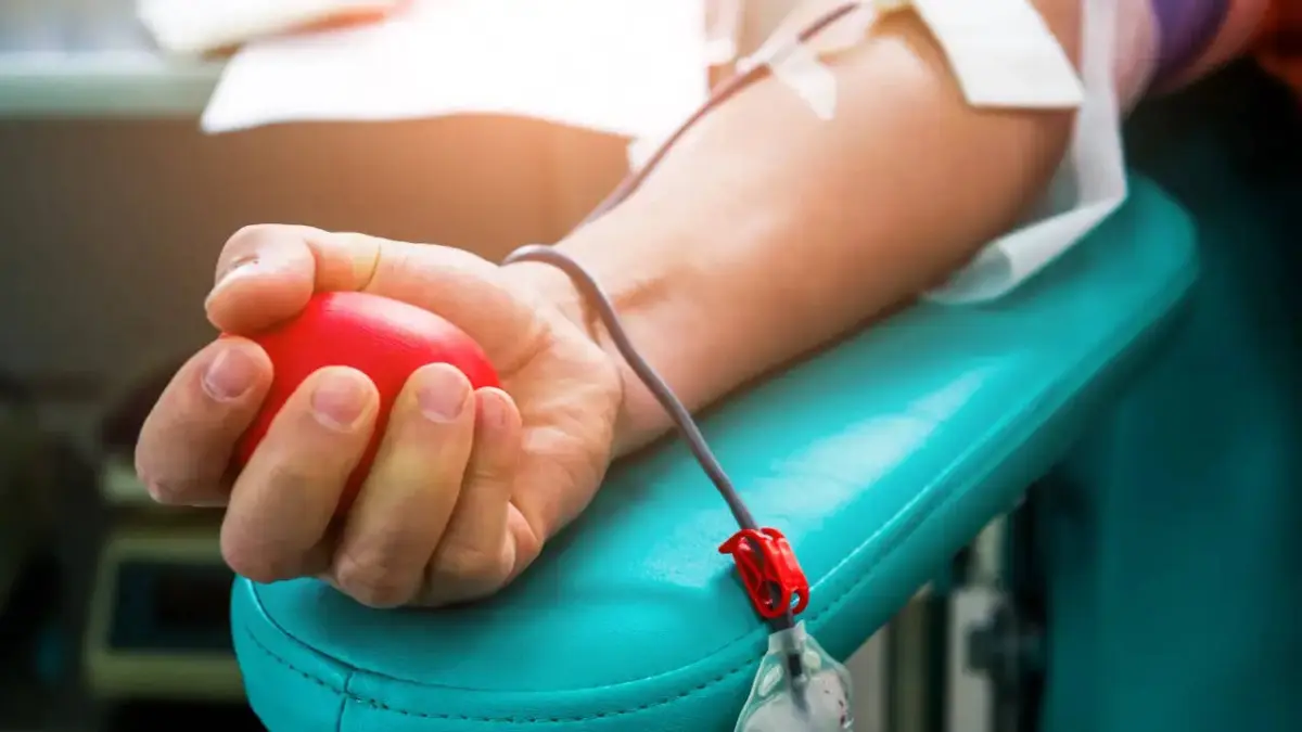 Understanding Blood Donation: Myths and Facts About Weakness | Dailyhunt