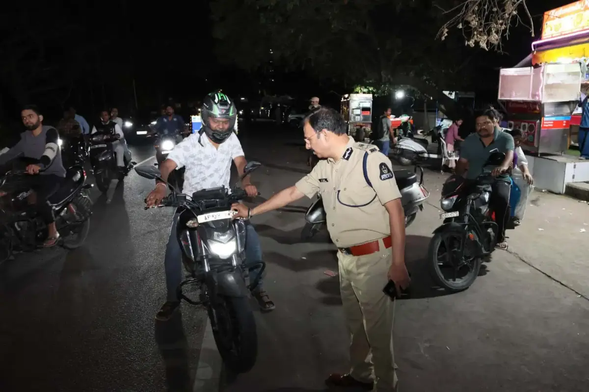 2,149 vehicles seized for number plates violations in Hyderabad | Dailyhunt