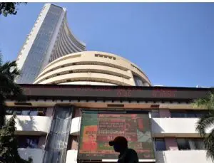 Mcap of 7 of top-10 most valued firms erodes by Rs 1.25 lakh cr ...