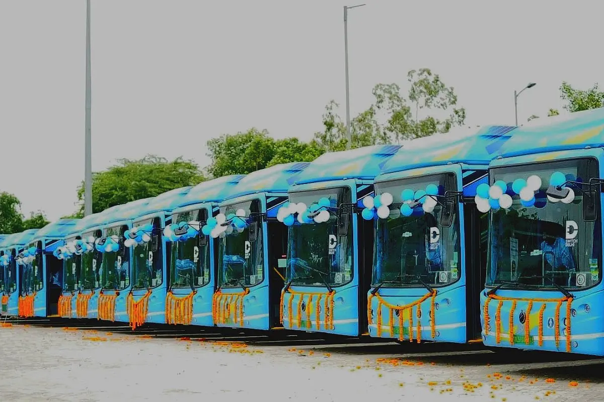 Delhi To Induct 2,800 Electric Buses Under Centre's PM E-DRIVE Scheme ...