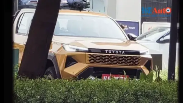 New gen Toyota Hilux pick-up truck spotted in India for the first time ...