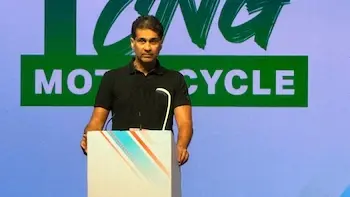 Rajiv Bajaj Steps Down From Bajaj Finserv Board to Double Down on Auto ...