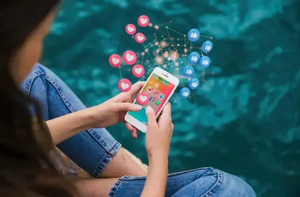 How to use social media and mobile phone to build patience, self ...