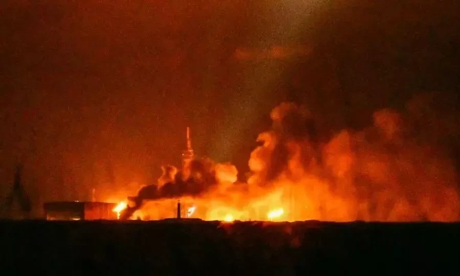 Blue Origin rocket explodes during test at Florida launch pad | Dailyhunt