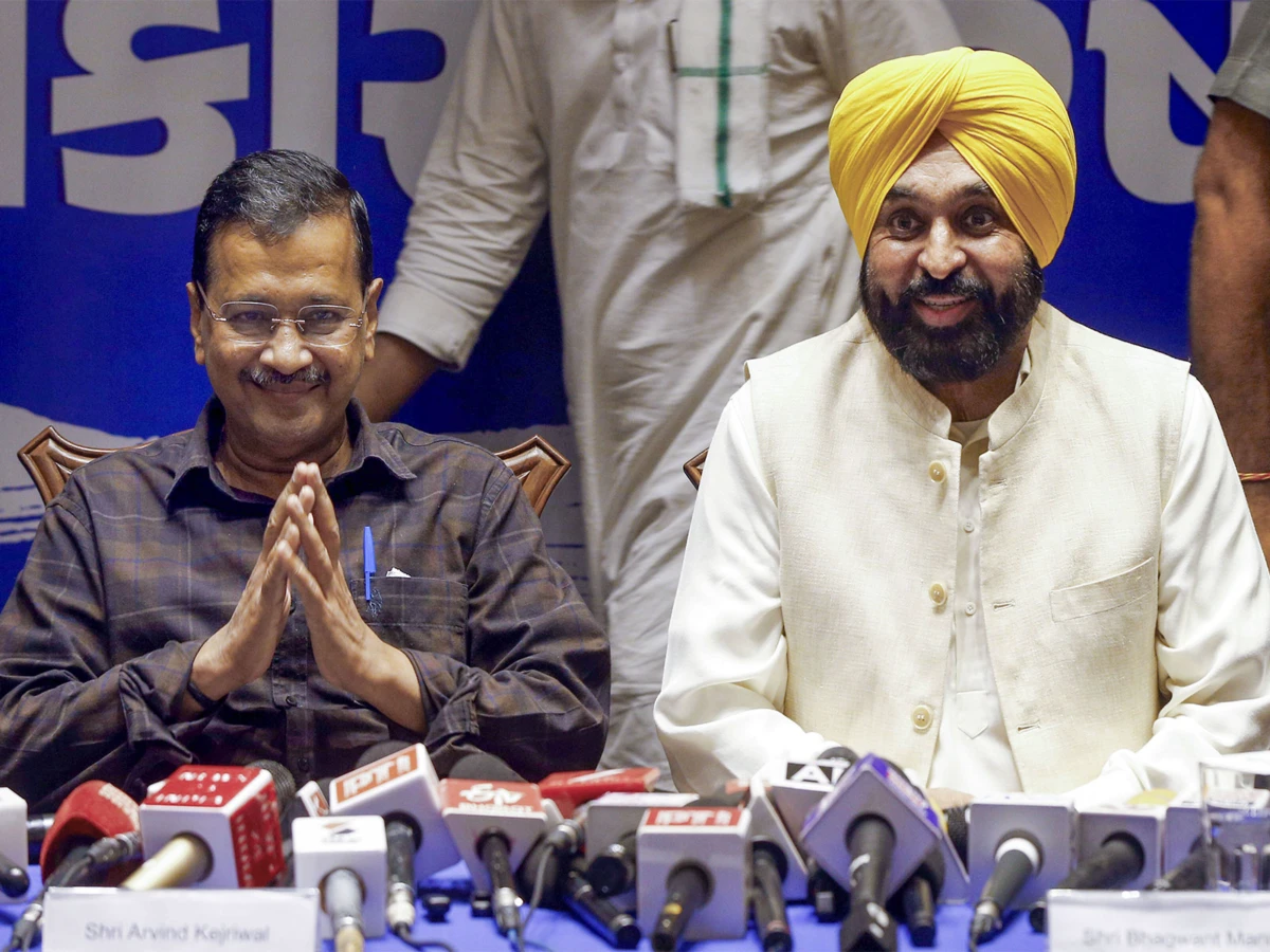 Punjab Cabinet abolishes contract system, to regularise 65,000 ...