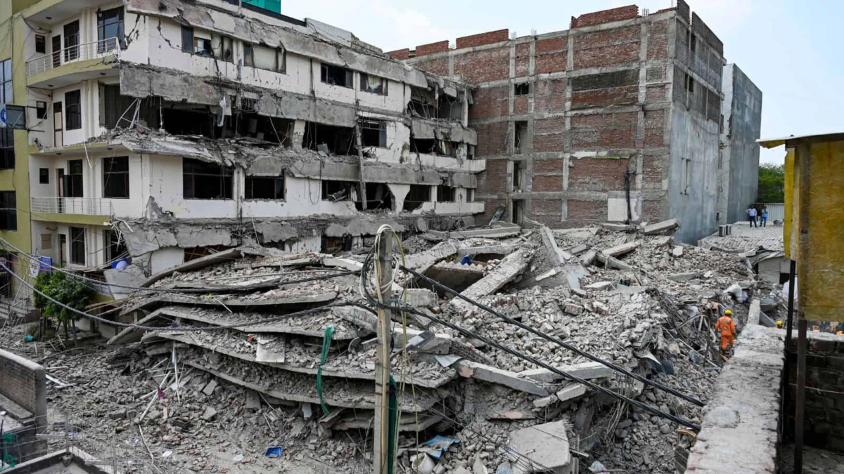 Delhi building collapse: Students mourn canteen owner who died saving ...