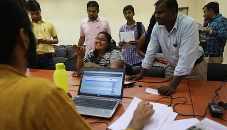 JEE Main Session 2 Results Declared; 26 Students Score 100 Percentile ...