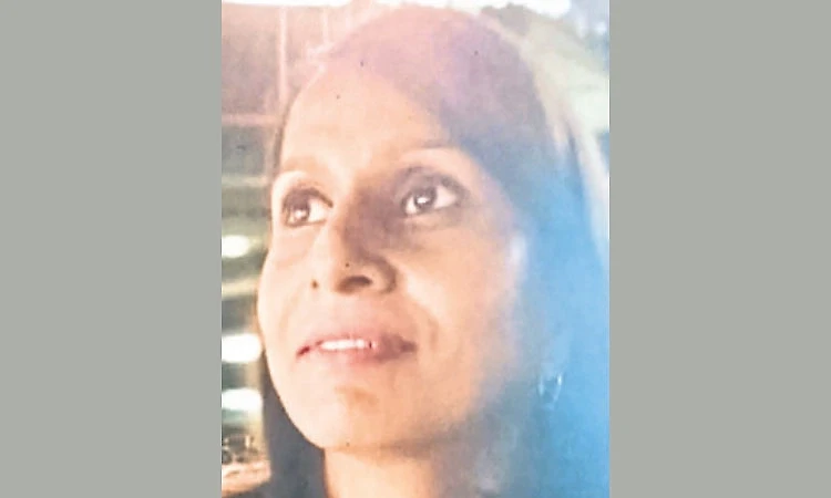 Woman radio jockey dies by suicide in Bengaluru, names boyfriend in ...
