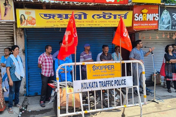 Hawkers eviction উচ্ছেদের বিরুদ্ধে রবিবার এবং সোমবার রাজ্য জুড়ে ...