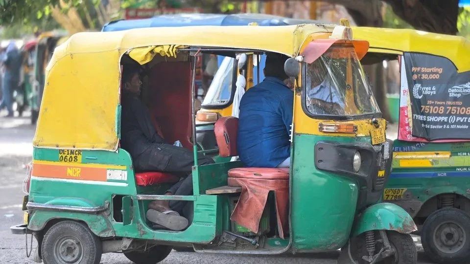CNG Price Hike। পেট্রোল-ডিজেলের পর ফের বাড়ল সিএনজির দাম | Dailyhunt