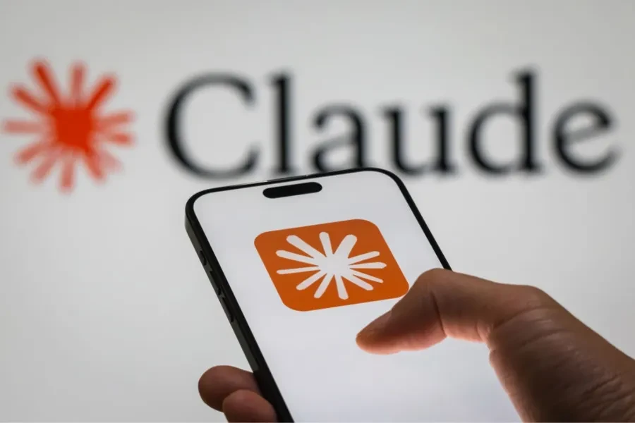 Claude stops responding: Users flood outage trackers as Anthropic ...