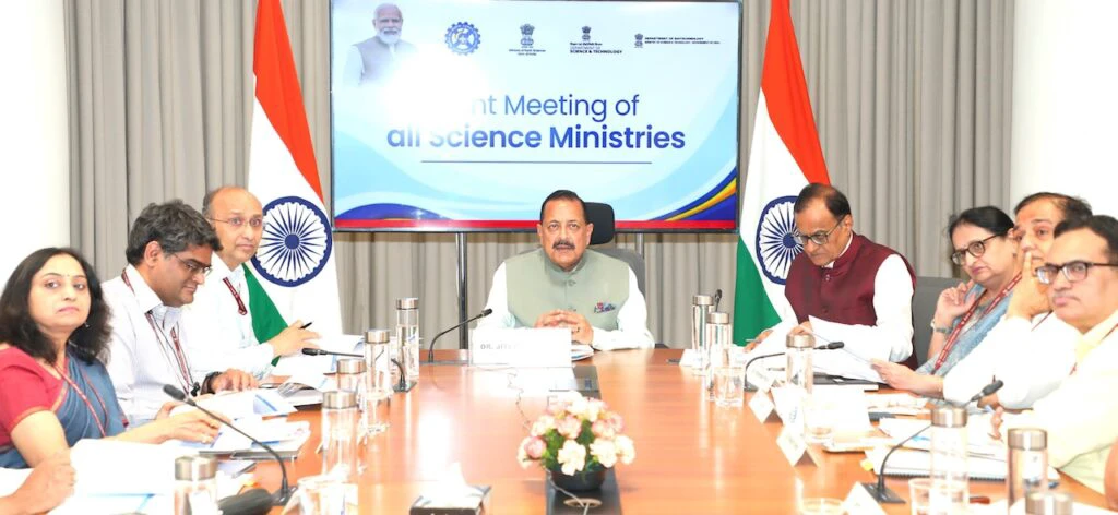 Dr Jitendra chairs joint meeting of Union Secretaries, announces portal ...