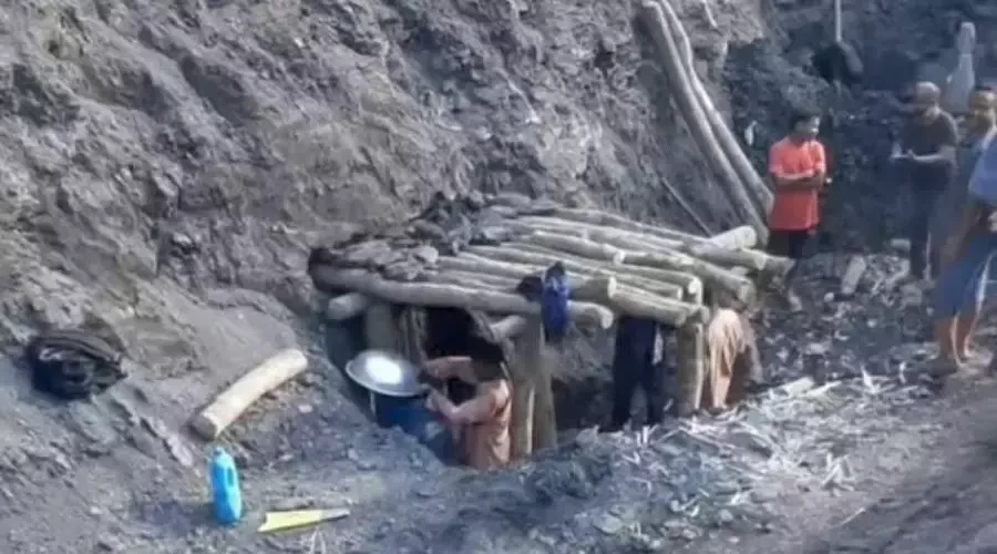 Centre bolsters anti-illegal mining crackdown, empowers NEC, Coal India ...