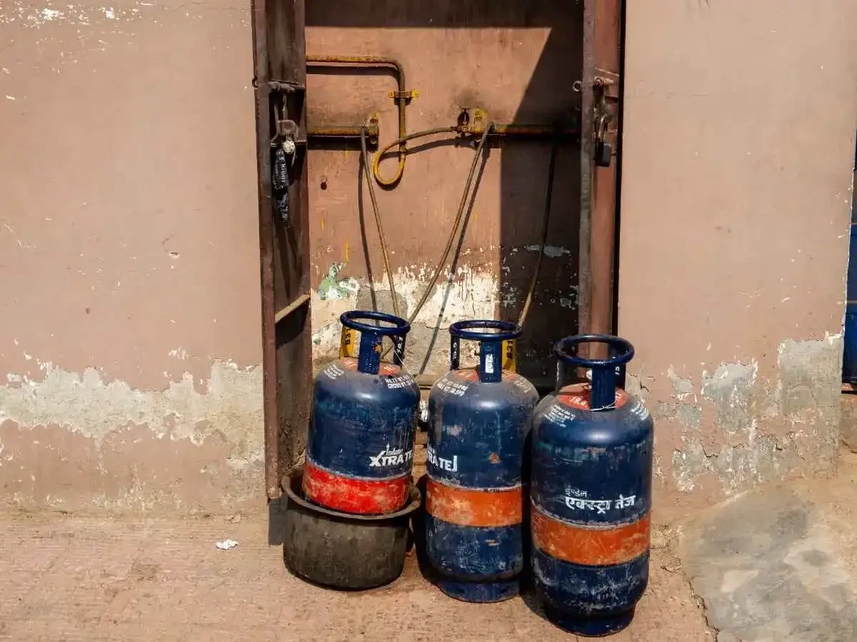 Commercial LPG prices hiked by ₹42 per cylinder; domestic cooking gas ...