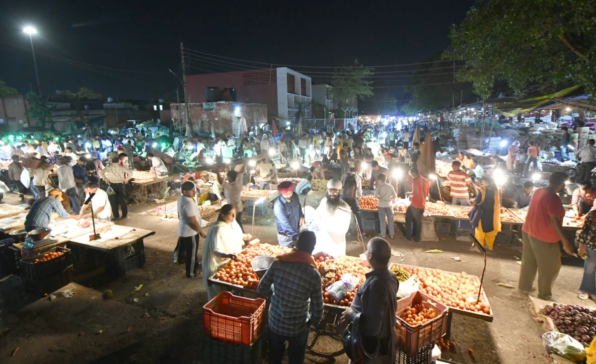Market Committee challenges order allowing vendors in Sector 26 Sabzi ...