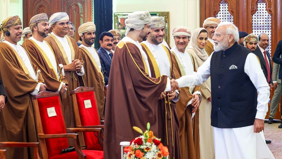 India-Oman trade deal: অবরুদ্ধ হরমুজ প্রণালী! যুদ্ধ আবহে ভারতের ...