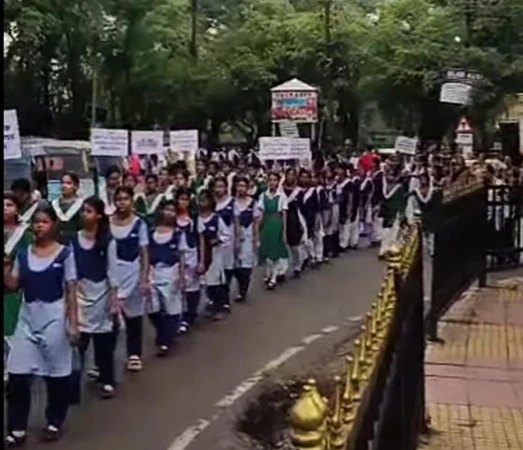 Language Martyrs' Day Program Witnesses Massive Public Participation ...