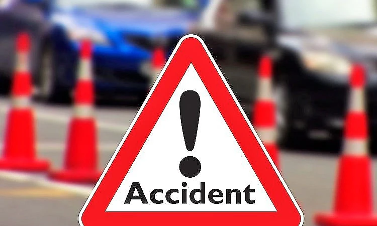 Class 9 student killed after tractor hits scooter in BengaluruClass 9 ...