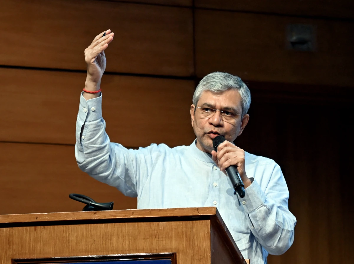 Centre clears three rail line expansion projects across six states ...