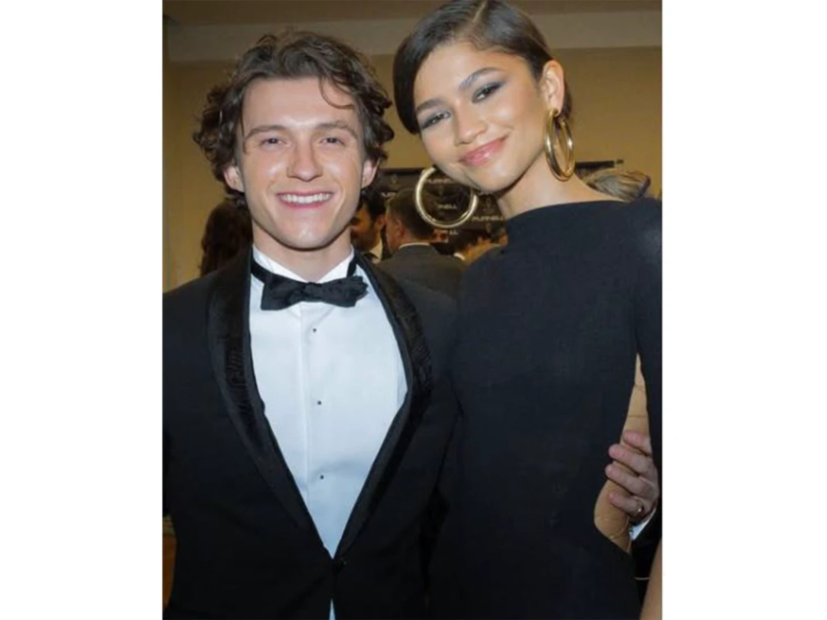 Tom Holland and Zendaya prompt rewrite of Spider-Man scene during ...