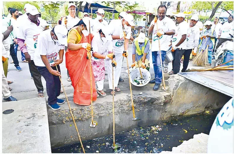 Operation Clean Sweep enters second week in Vijayawada | Dailyhunt